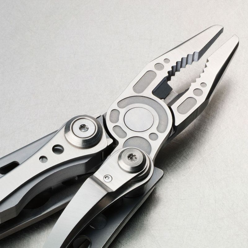 Мультитул Лезерман Skeletool (Скелетул) Сoyote — LeFutur.ru